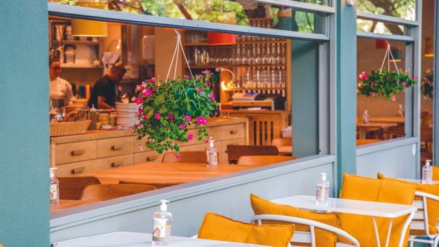 Η Κωνσταντίνα Κασπαρίδου φρεσκάρει με νέες ιδέες το Annie Fine Cooking ...